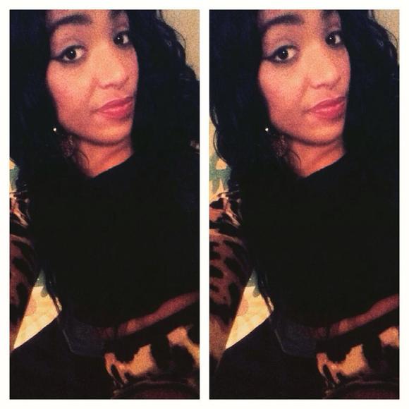 Bambi's Closet (@bambi_bae) | Poshmark